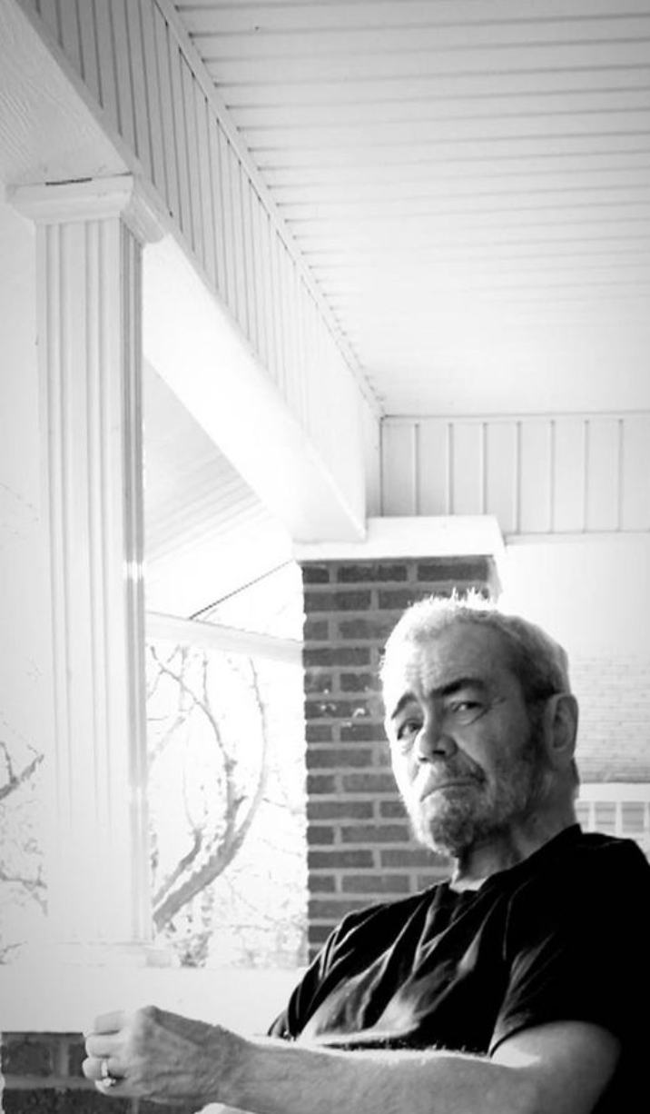 Clark Closser Memorial Literature Award — MAGPIE ZINE